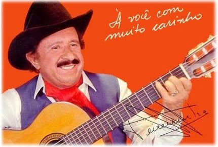 ENTRE MATES E GUITARRA: Vítor Mateus Teixeira - Teixeirinha